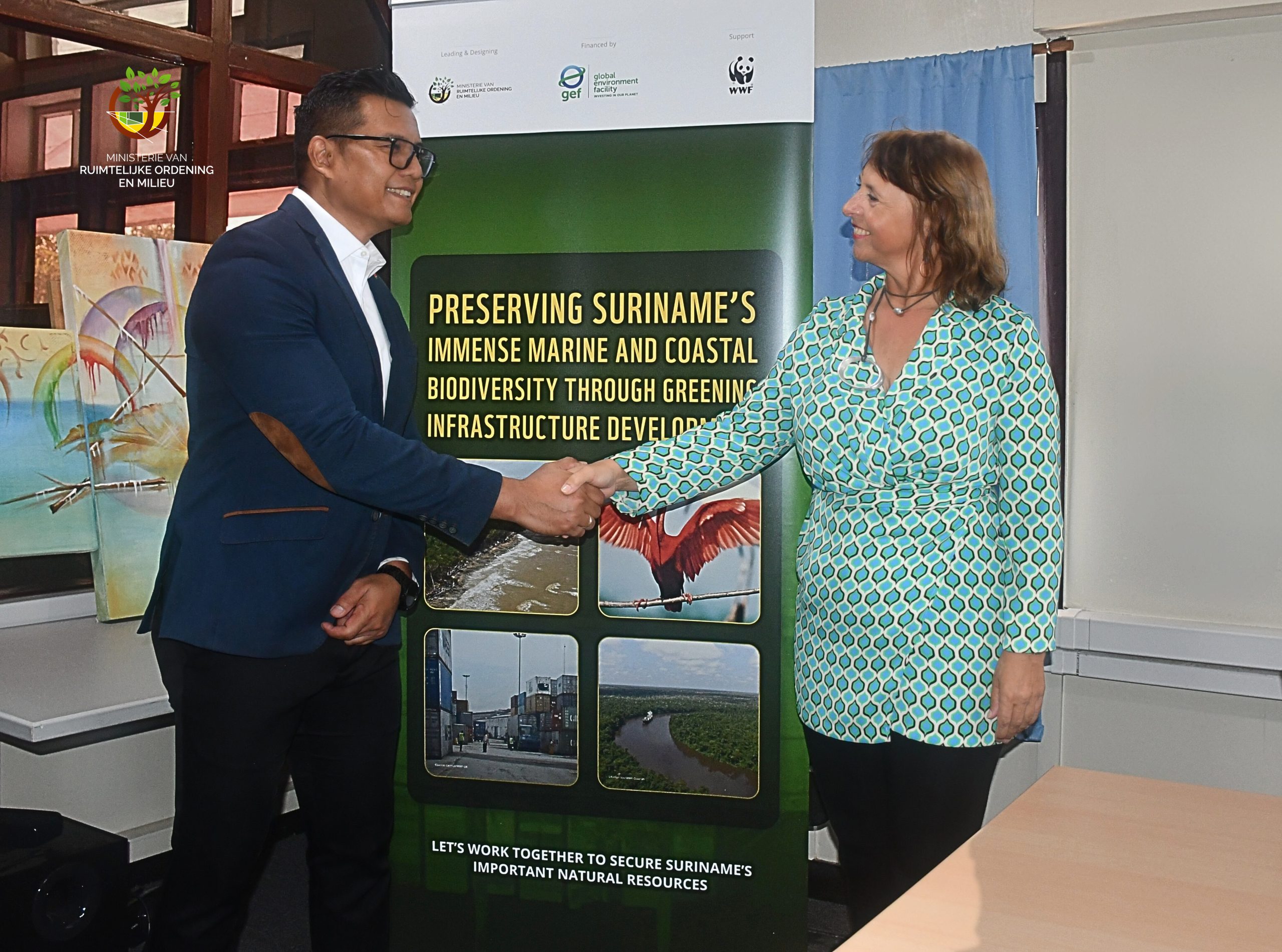 Suriname en WWF tekenen GRID-project voor kust- en mariene bescherming ...